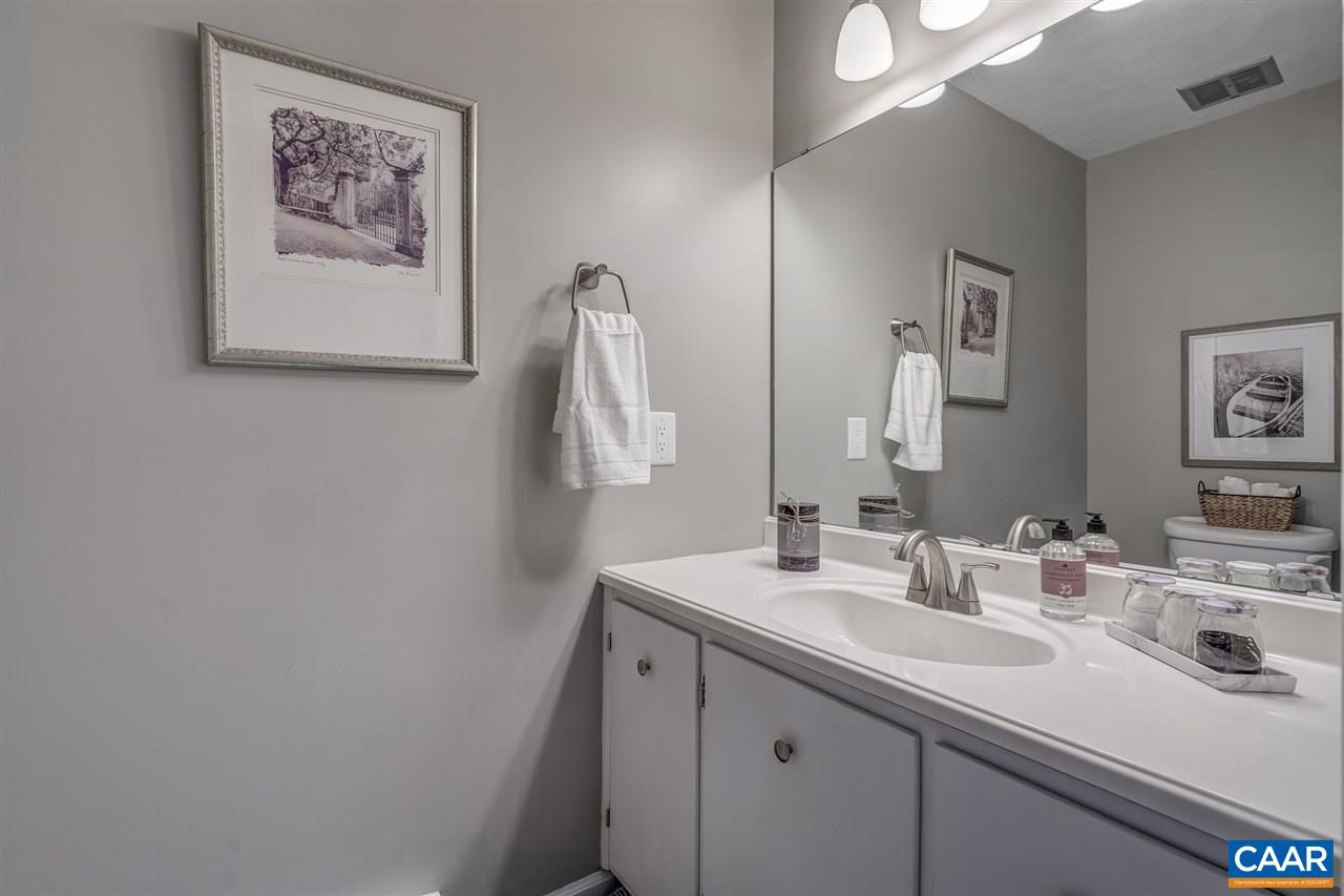 208 Surrey Rd, Charlottesville, Virginia, 22901 | Real Estate PlusReal ...