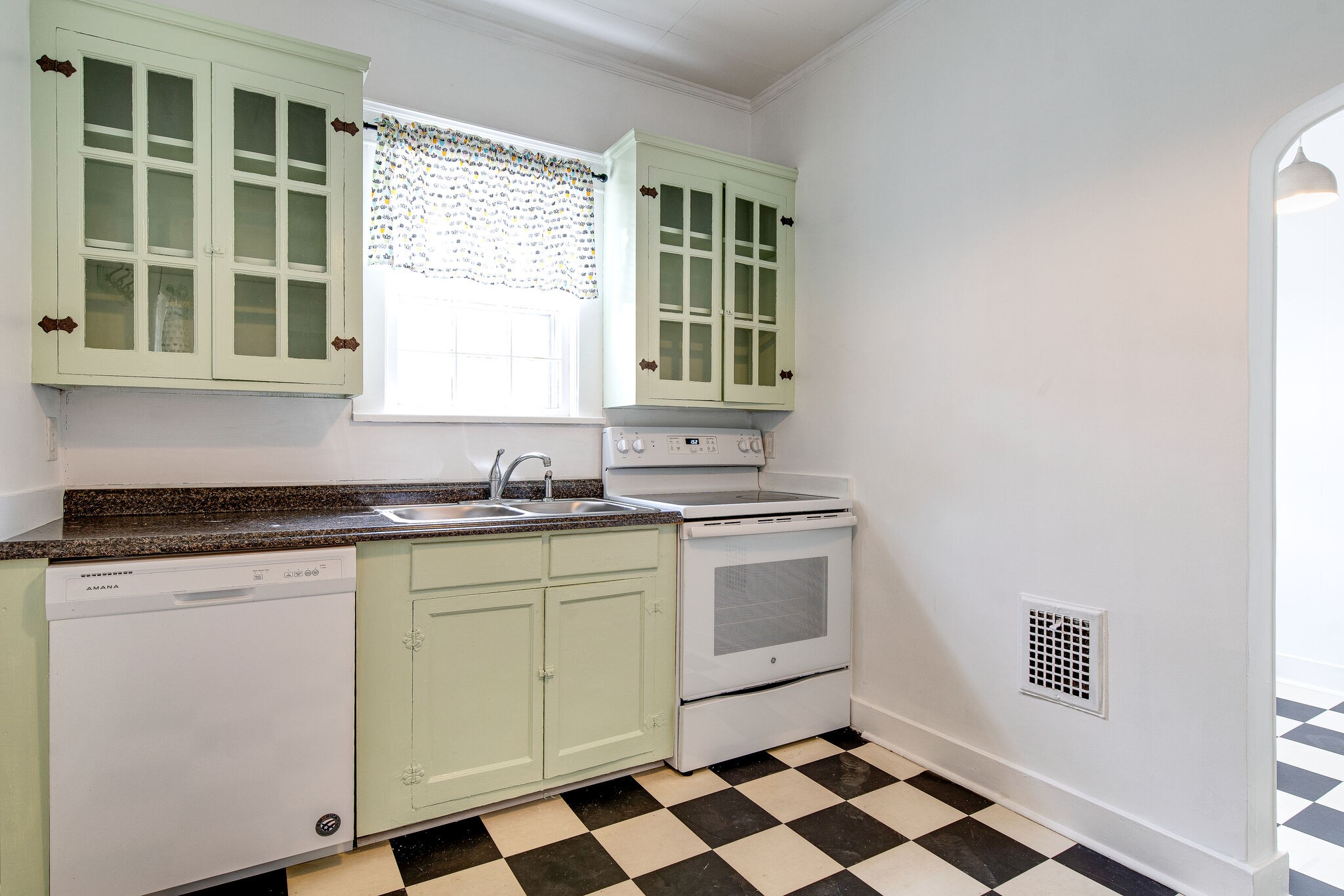 2108 Natchez Trce #B, Nashville, Tennessee, 37212 | Fridrich & Clark